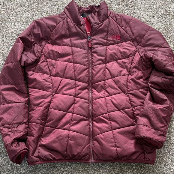 The North Face | Jackets & Coats | The North Face Maroon Puffer Jacket ...